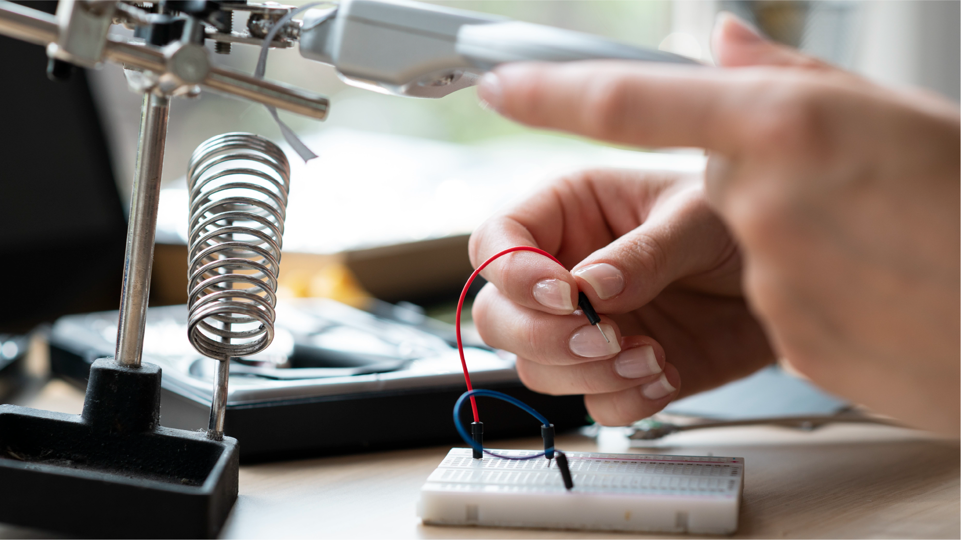 Custom Test Fixtures for Electronics Testing – Aimtron